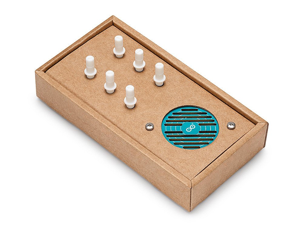 Arduino Make Your Uno Kit Sada Pro Stavbu Desky Arduino Uno Arduino Akx00037 Botland